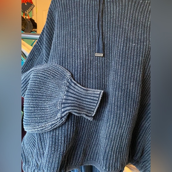 Vintage Havana | Sweaters | Vintage Havana Cropped Sweater With Hood ...